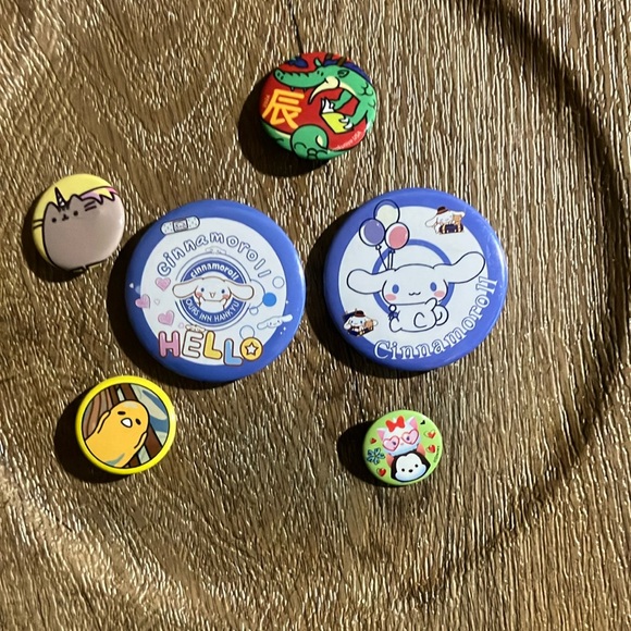 Party Supplies | Cute Character Button Pin Set Sanrio Pusheen Gudetama ...